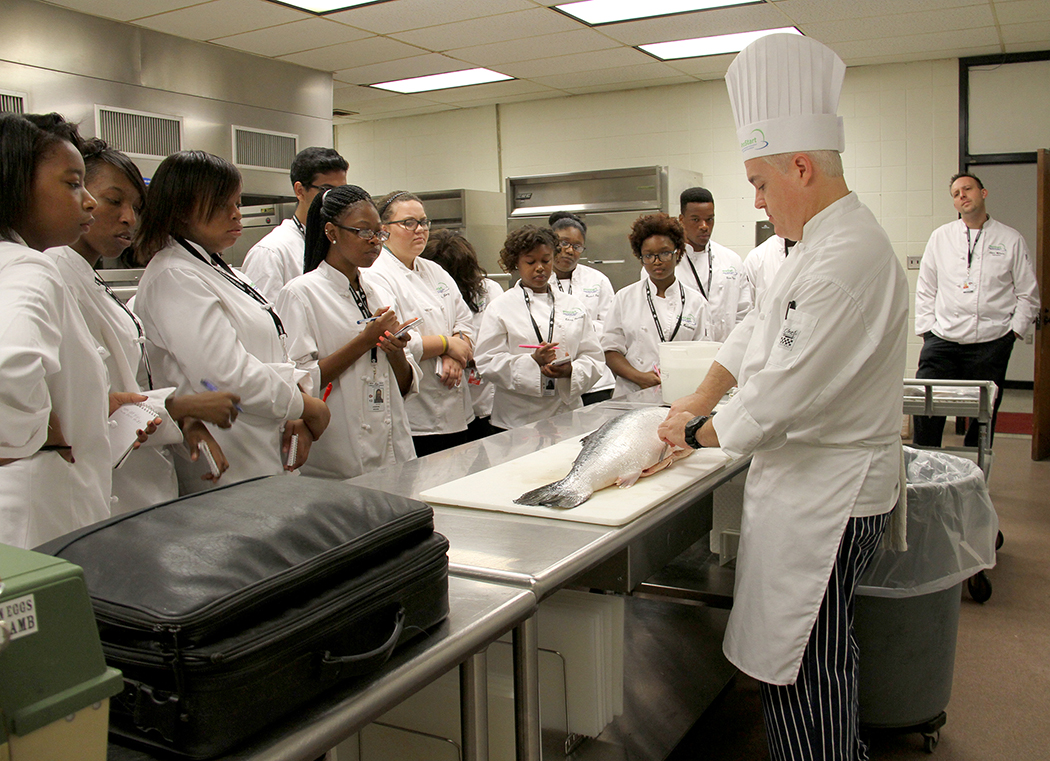 MUW Fish Demonstration | Hinds Community College