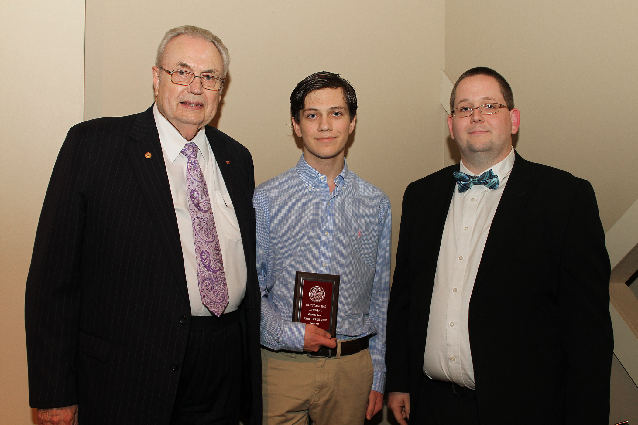 Hinds CC presents 38 departmental student awards | Hinds Community College