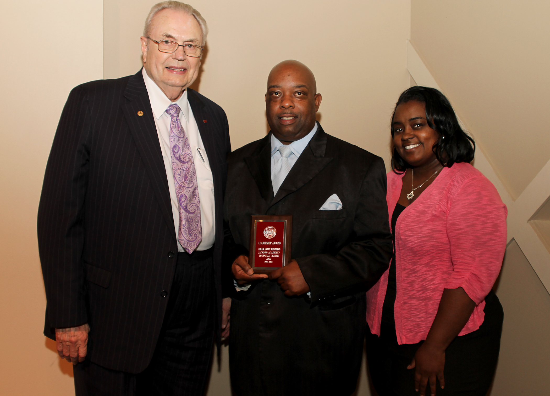Hinds CC presents 38 departmental student awards | Hinds Community College