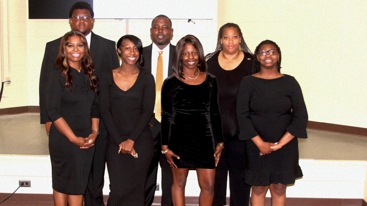 Hinds CC Jackson Campus PTK inducts new members | Hinds Community College